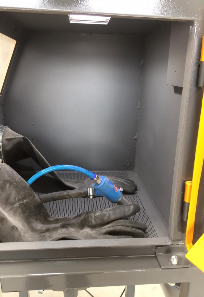 Mini Sandblasting Cabinet